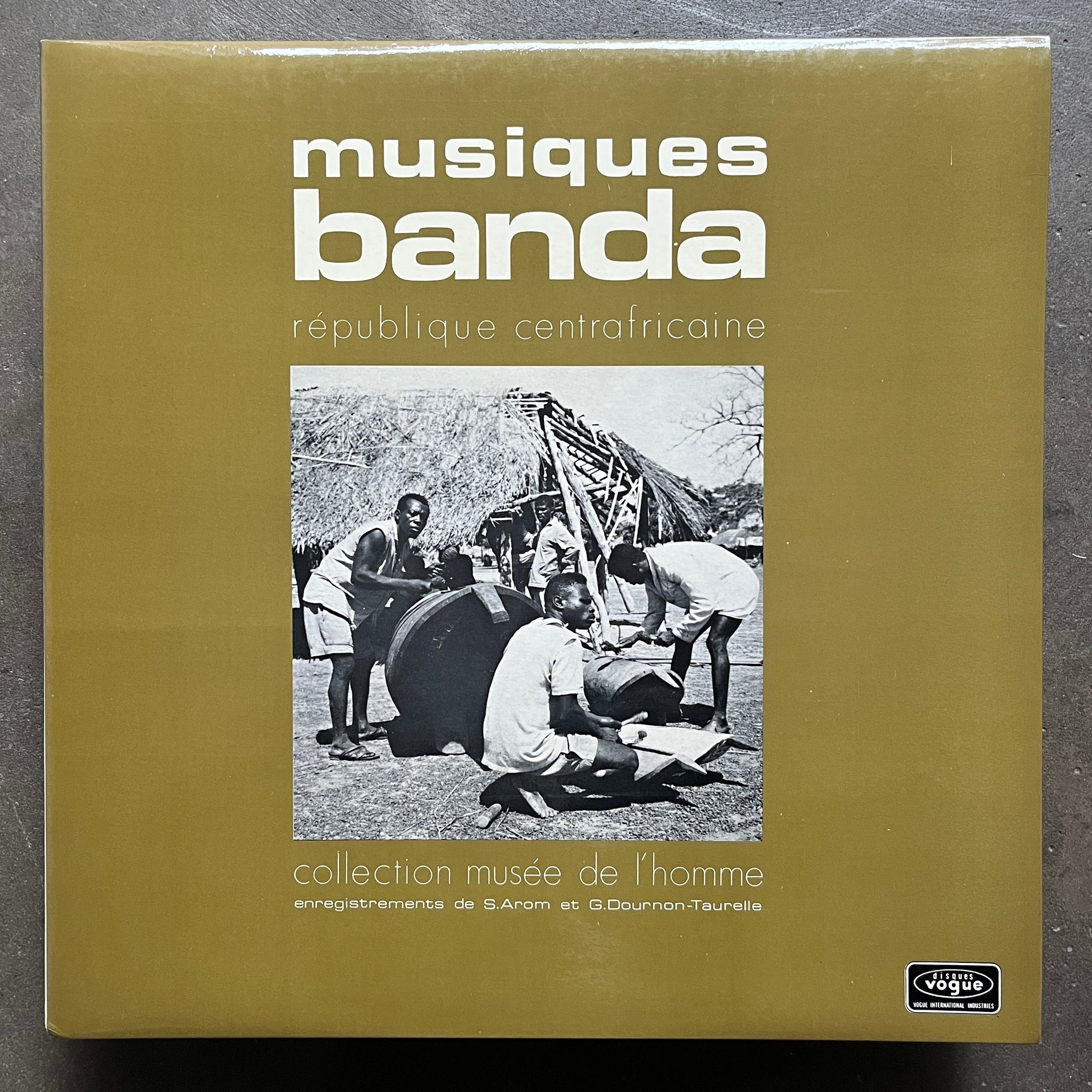 Banda - S. Arom / G. Dournon-Taurelle – Musiques Banda - République Ce ...